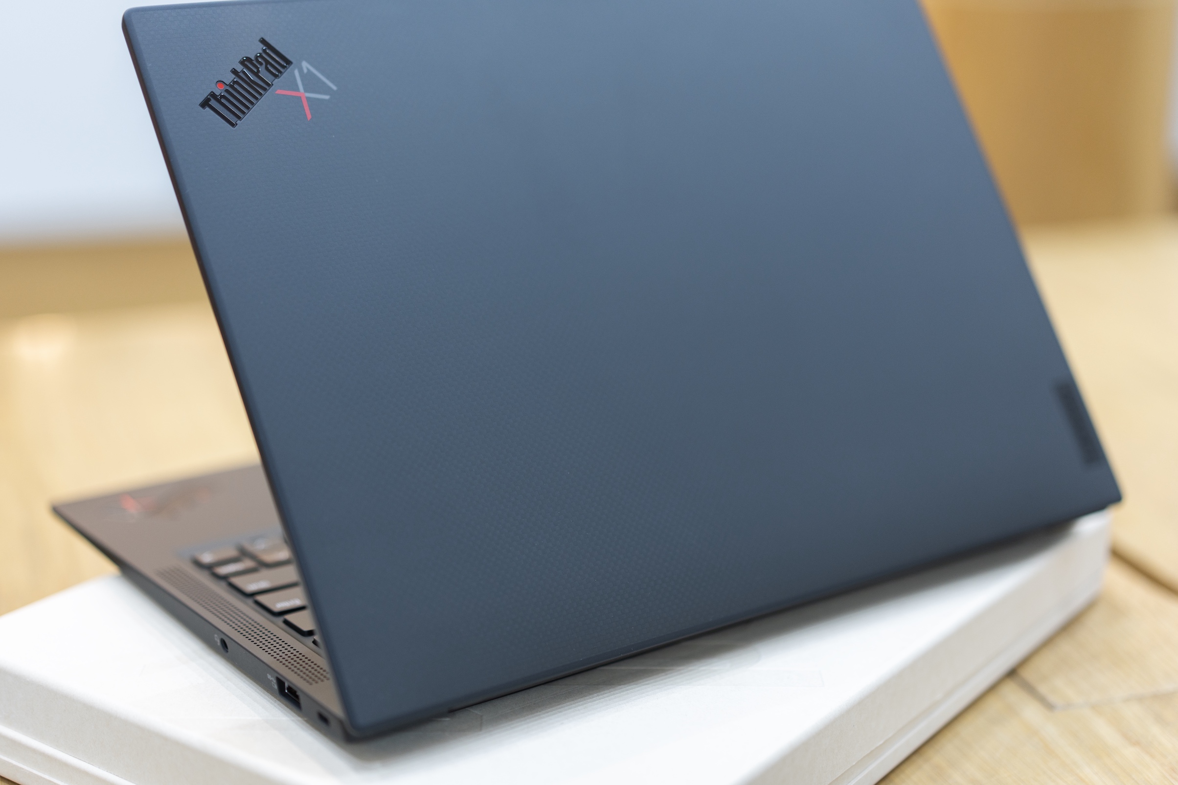 ThinkPad X1 Carbon Gen 11 - 2023 - Core I7 1355U 32GB 512GB 14 inch WUXGA